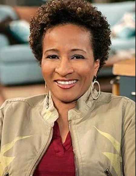 Wanda Sykes Marriage, Divorce, Net worth Daughter, Children, Siblings ...