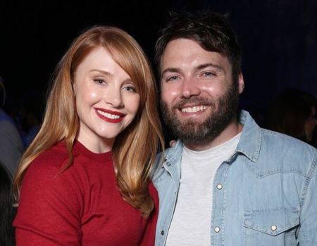 Know the Relationship of American Actor, Seth Gabel and His Children ...