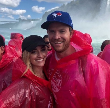 Ginny And Georgia Star Brianne Howey's Married Life! Know Her Husband ...