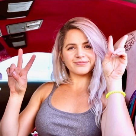 Collete Davis: American Race Car Driver in Love with Adam Iz, Racing ...