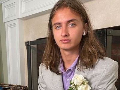 Kelly Ripa Mother Esther Ripa Husband, Mother-Hood, Net Worth & More