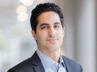 Nieku Manshadi: Pediatric Dentist to Netflix Star's Husband – Wedding ...