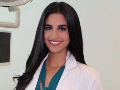 Nieku Manshadi: Pediatric Dentist to Netflix Star's Husband – Wedding ...