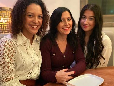 Yes, Mecia Simson Is Dating Edwin De La Renta: Know Her Net Worth ...