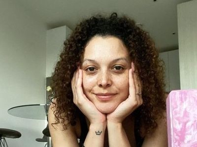 Yes, Mecia Simson Is Dating Edwin De La Renta: Know Her Net Worth ...