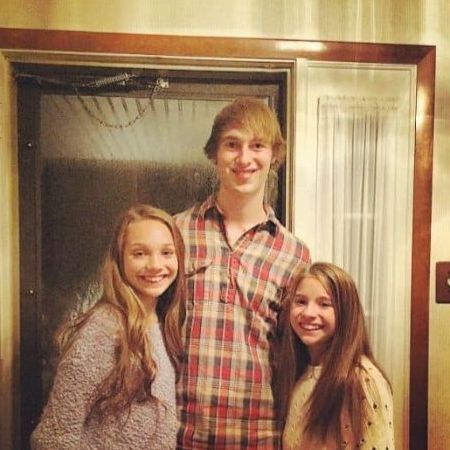 Mathew Gisoni: Unveiling Maddie Ziegler's Stepbrother - Age, Personal ...