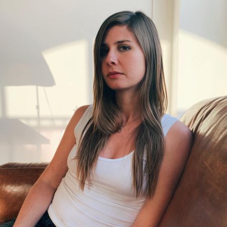 Get To Know About Molly Elizabeth Brolin - Assistant Producer At Men In ...