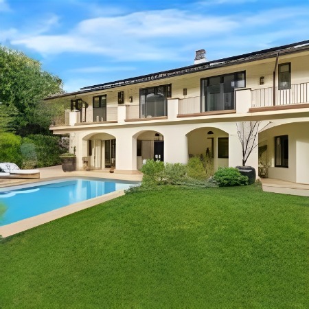 Anna Hillinger: Mike Shinoda's Supportive Wife and Author of 'Learning ...