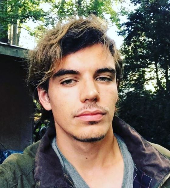 August Manning Weatherly: The Private Life, Net Worth, and Resemblance ...