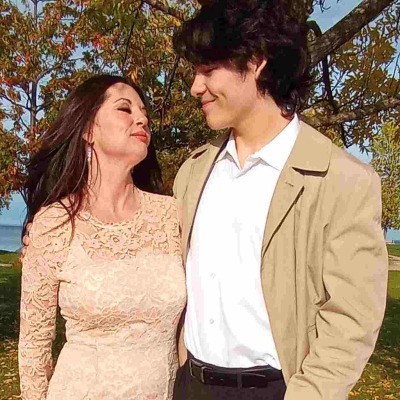 Young Gomez Actor Lucious Hoyos | Wednesday Cast, Girlfriend, Height ...