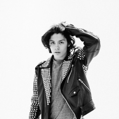 Young Gomez Actor Lucious Hoyos | Wednesday Cast, Girlfriend, Height ...