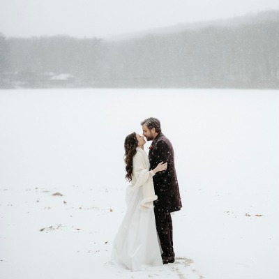 Inside Josh Radnor and Jordana Jacobs' Romantic Winter Storm Marriage