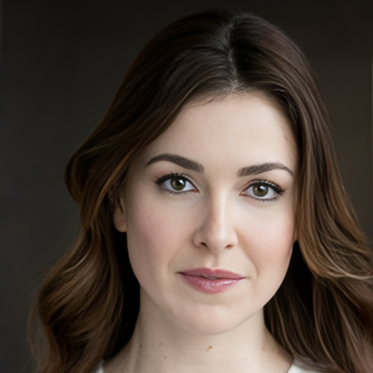 "Gina Philips: Horror Icon, Actress, and Producer | Career, Family, and ...