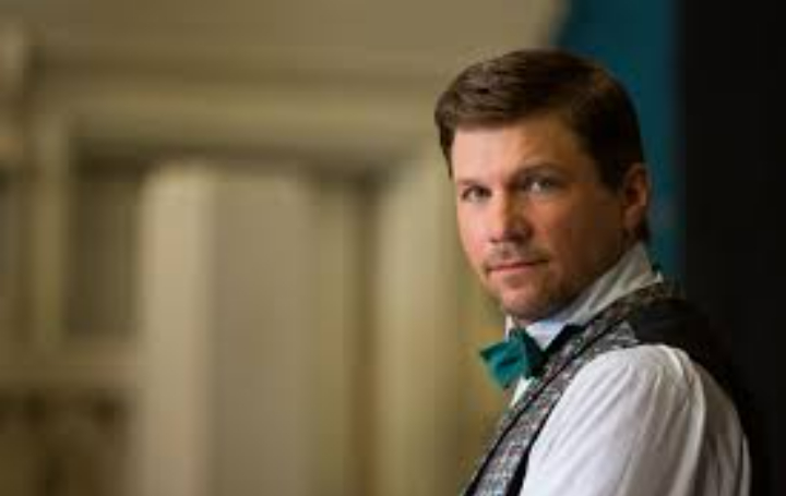 "Marc Blucas: From NBA Player to Beloved Actor and Family Man"