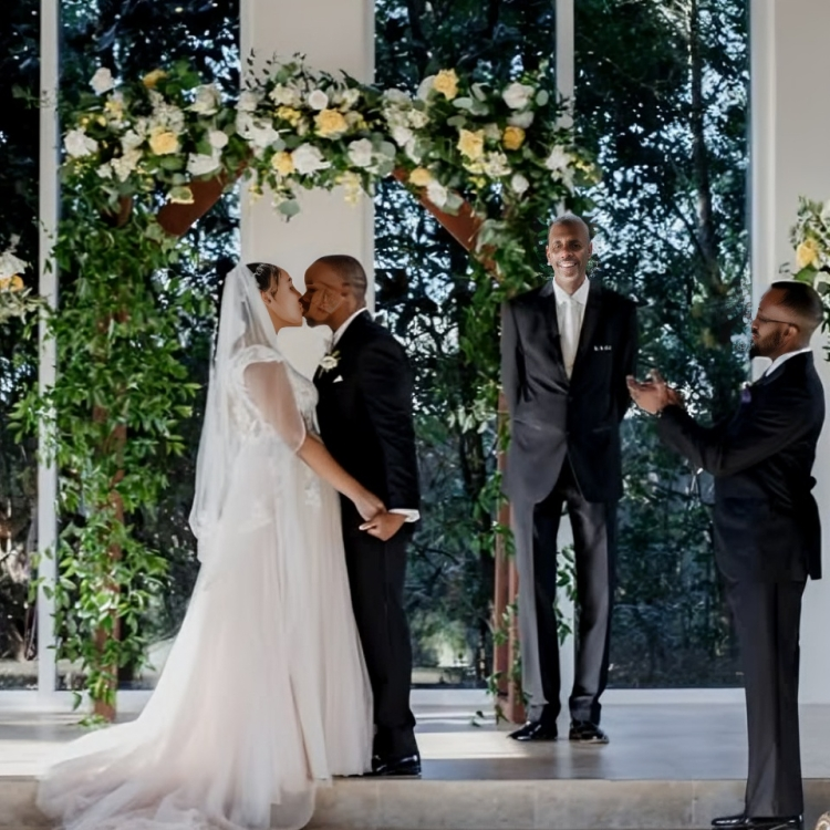 "Jaguar Wright's Journey: Relationships, Resilience, and a Soulful ...