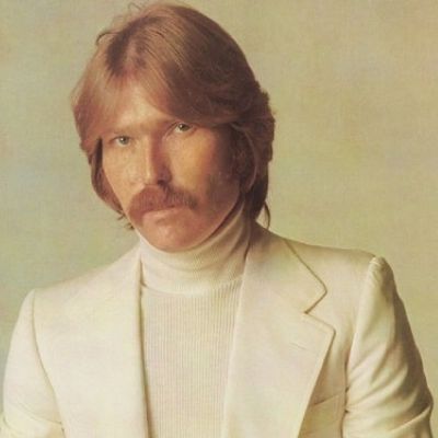 Jacqueline Carlin: Pioneering Actress and Comedy Trailblazer of the 1970s.