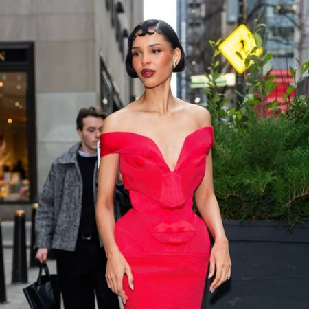 "Nara Smith: Influencer, Model, and Entrepreneur with a $6 Million Net ...