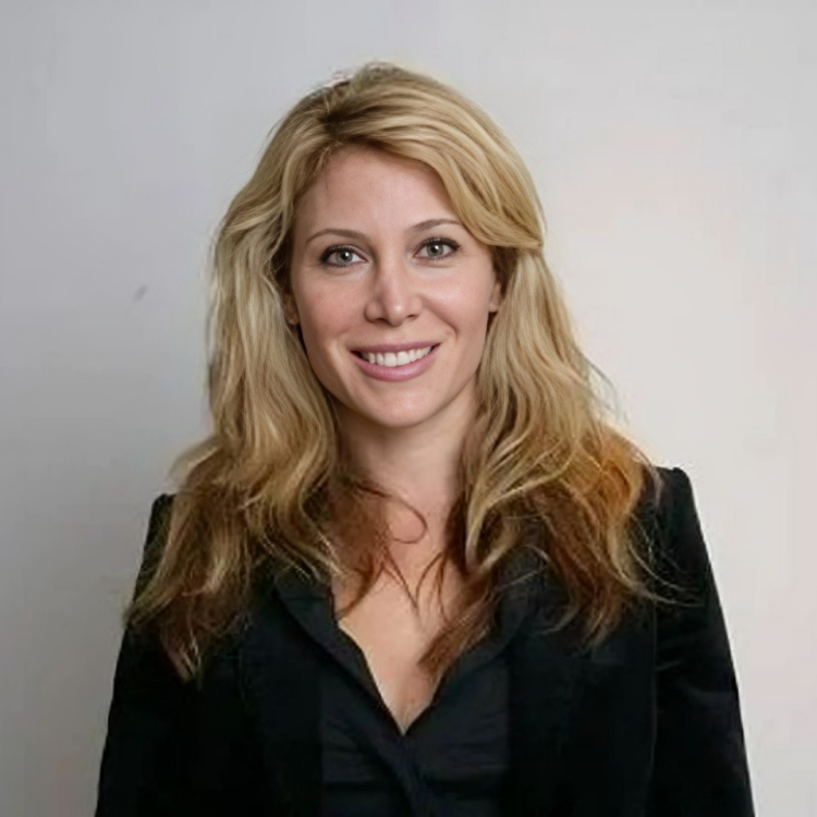"Skylar Satenstein: Renowned Cosmetic Surgeon, Mom, and Trailblazer in ...