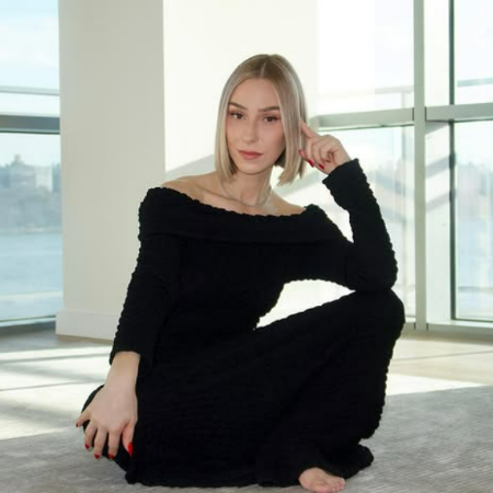 Ashley Avignone: Fashion Stylist, Designer, and Taylor Swift’s Best ...