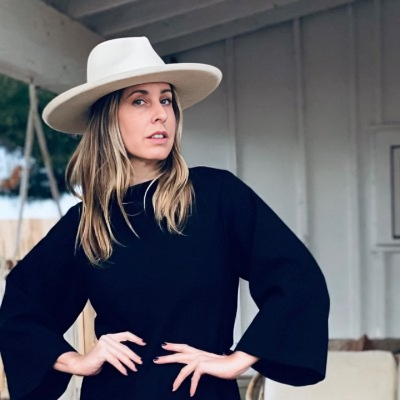 From High School Sweethearts to Divorce: The Journey of Jennifer ...