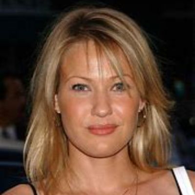Joey Lauren Adams' Unforgettable Journey: From 'Chasing Amy' to ...