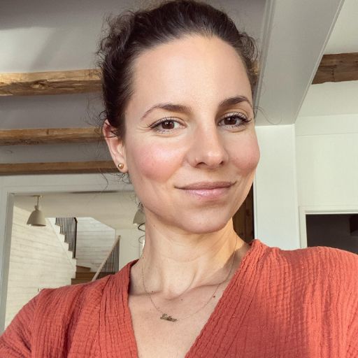 Jill Latiano: Actress, Producer, and Advocate for Social and ...