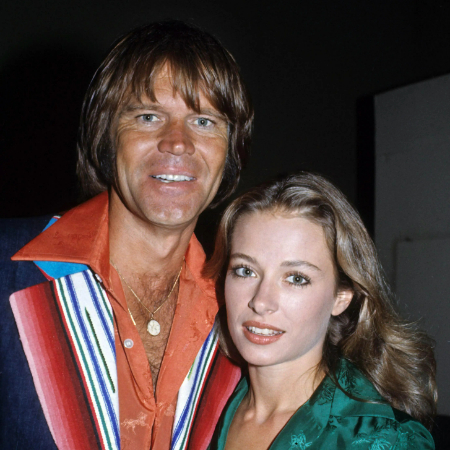 "Mystery of Sarah Barg: Disappearance of Actress Linked to Music Legends"