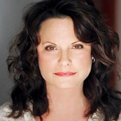 Kay Lenz: Biography, Career Highlights, and Personal Life of the ...