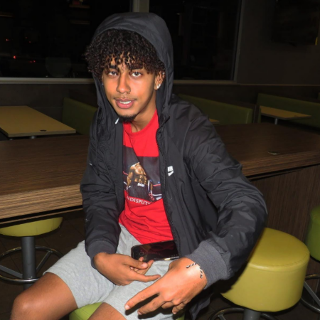 "Vincent Whitaker: Rising Star in Fitness, Football, and Social Media"