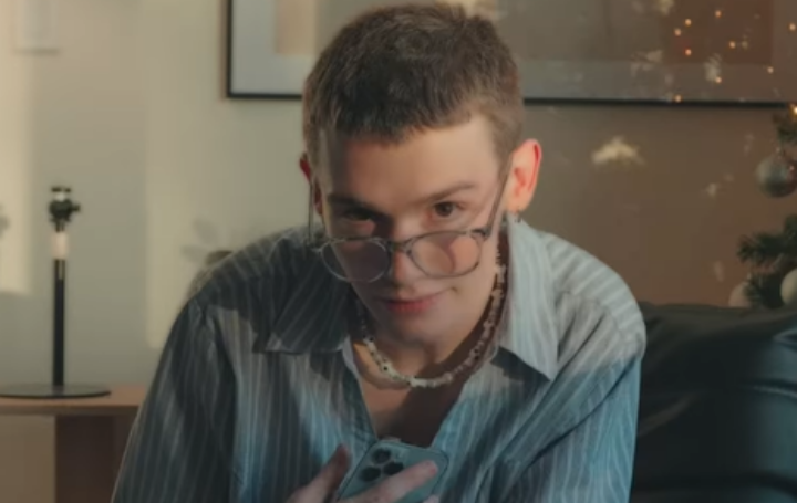 "Payton Moormeier: TikTok Star, Singer, and Rising Influencer"