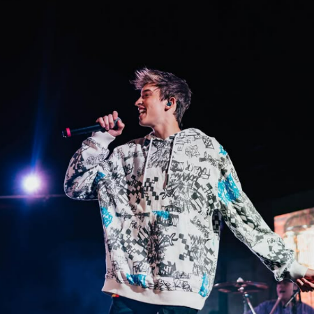 Maverick Baker: TikTok Star, Singer, Actor, and Entrepreneur with $1M ...