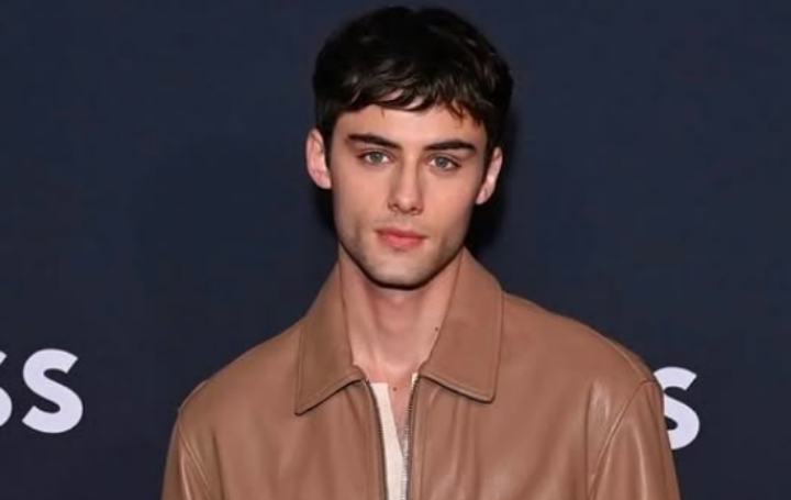 William Franklyn-Miller: Rising Actor, Model & Social Media Star