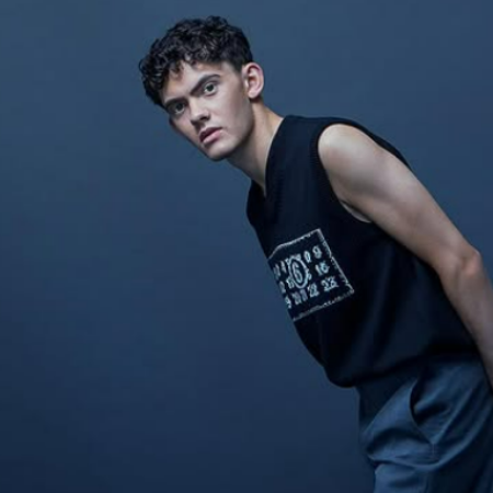 "Joe Locke: Rising Star, Career Highlights & Future in Hollywood"