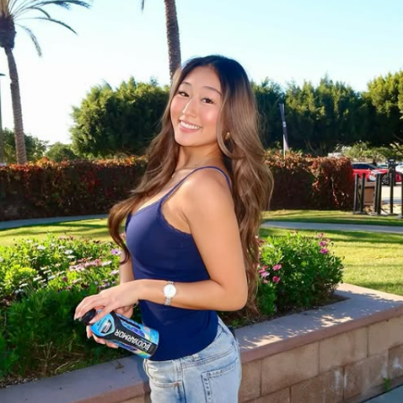 "Paige Taylor: Rising TikTok Star, Dancer & Social Media Influencer"