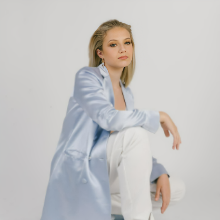 Indi Star: Rising Teen Actress, Singer & Social Media Sensation