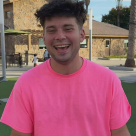 Zachary Huelsman: Rising TikTok Star, Influencer & Comedy Creator