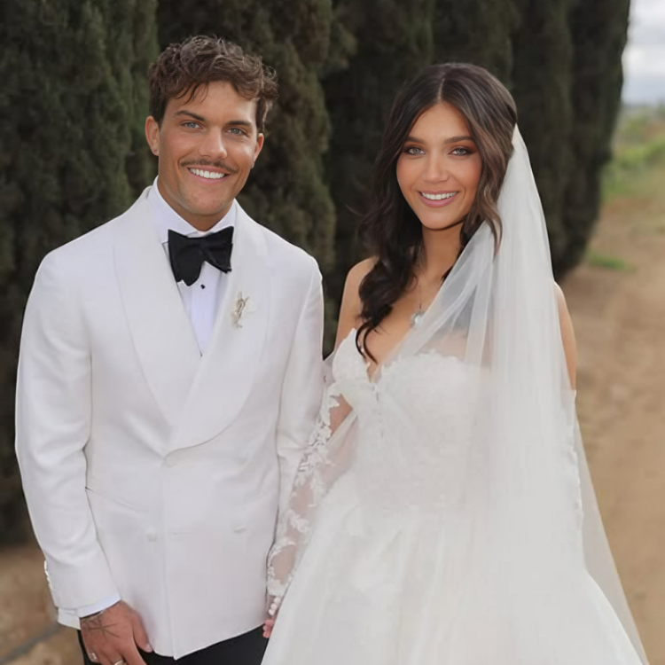 Madison Yezak (Mads Lewis) Biography: TikTok Star, Actress, Poet ...